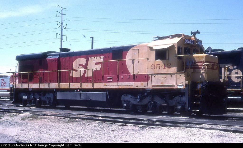 ATSF 9542--SF30C